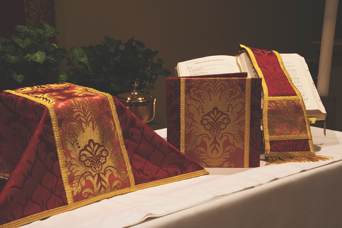 Liturgical Vestments, Church Linens & Fabrics | Ecclesiastical Sewing